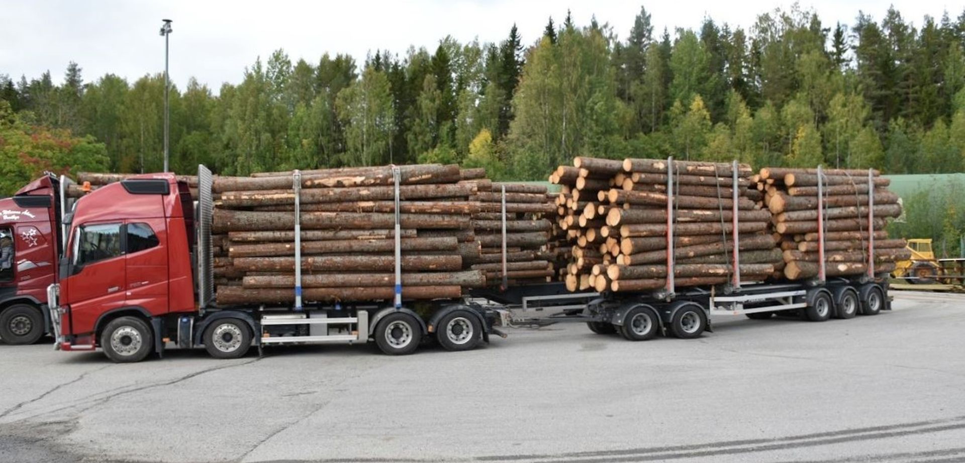 New bracket kit for Volvo trucks with extra stabilizor bars